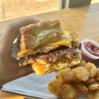 THE BISCUIT JOINT - Updated May 2025 - 224 Photos & 122 Reviews - 2649 ...