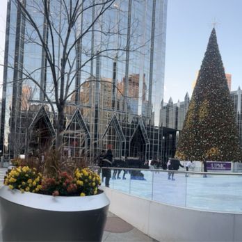 THE UPMC RINK AT PPG PLACE - Updated April 2025 - 121 Photos & 33 ...