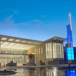 LIFEGATE CHURCH - OMAHA - 23 Photos - Churches - 15555 W Dodge Rd ...