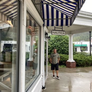 LEE PREMIUM OUTLETS - Updated October 2025 - 106 Photos & 66 Reviews ...