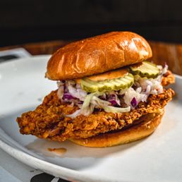 HANDCRAFT KITCHEN & COCKTAILS - Updated December 2025 - 736 Photos ...