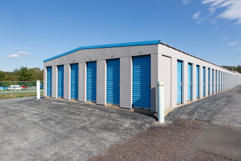 EXETER SELF STORAGE - Updated May 2026 - 18 Photos - 5520 Perkiomen Ave ...