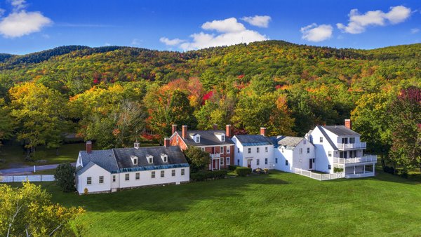 BLUE BEAR INN ON CROTCHED MOUNTAIN - Updated August 2025 - 56 Photos ...