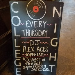 CRICKET’S GRILL & DRAFT HOUSE - Updated December 2025 - 356 Photos ...