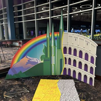 SHOWCASE CINEMA DE LUX LEGACY PLACE - Updated October 2025 - 111 Photos ...