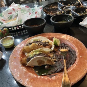 COCO’S FIRE & ICE - Updated June 2024 - 350 Photos & 212 Reviews - 410 ...