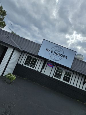RY & HOWIES - Updated December 2025 - 45 Photos & 50 Reviews - 192 Rte ...