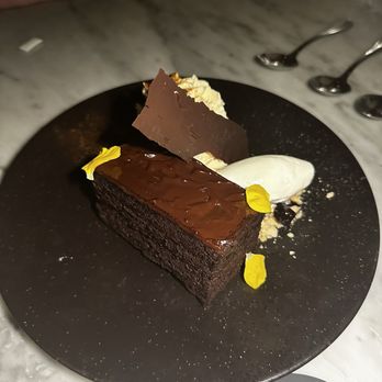 TRADE - Updated March 2025 - 510 Photos & 703 Reviews - 540 Atlantic ...