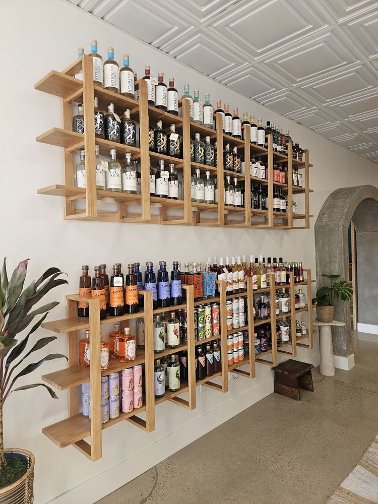 MONDAY MORNING - Updated January 2026 - 51 Photos & 16 Reviews - 1854 ...