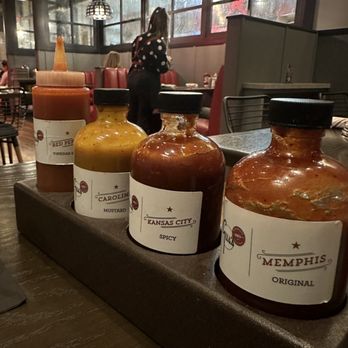 GUS’S BBQ - Updated June 2024 - 1486 Photos & 992 Reviews - 20179 W ...