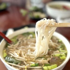 PHO BEN - ELDRIDGE - Updated September 2025 - 76 Photos & 26 Reviews ...