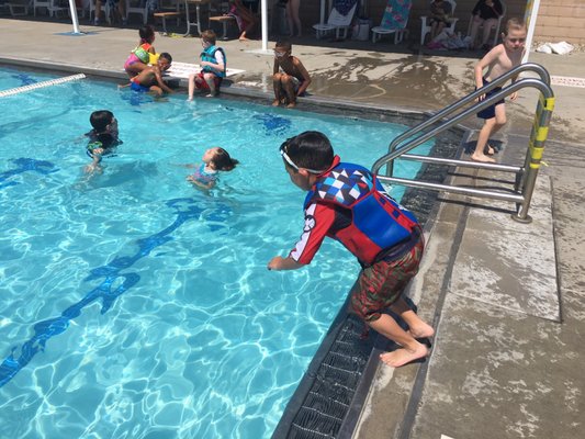 Travis Aquatic Center, 461 Burgan Blvd, Travis Afb, CA, Swimming Pools ...