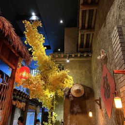 CHONGQING LAO ZAO - Updated December 2024 - 1166 Photos & 363 Reviews ...