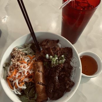 PHO 83 - Updated October 2025 - 317 Photos & 261 Reviews - 615 Pilot ...