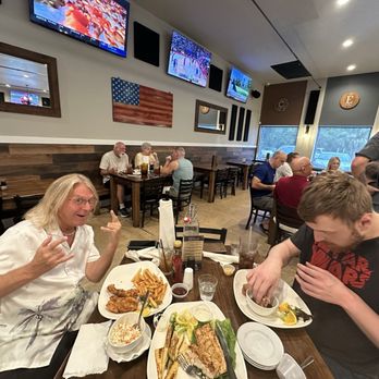 PSJ CELLAR RESTAURANT AND BAR - Updated December 2025 - 104 Photos & 86 ...