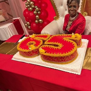 VALENCIA’S BAKERY - 23 Photos - 35 Graham Ave, Brooklyn, New York ...