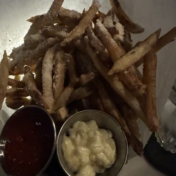 B-SIDE - Updated December 2025 - 49 Photos & 34 Reviews - 101 W ...