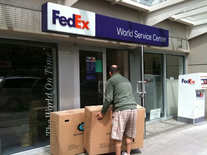 FEDEX SHIP CENTRE - Updated December 2025 - 24 Reviews - 2480 E ...