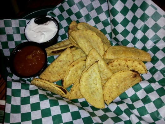 PYRAMID PIZZERIA & SPORTS BAR - Updated March 2025 - 111 Photos & 201 ...