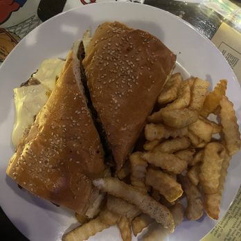 SAWMILL BBQ PUB & GRILL - Updated January 2026 - 82 Photos & 95 Reviews ...