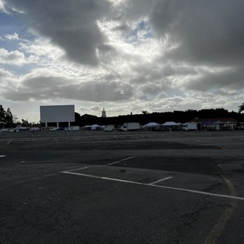 PARAMOUNT SWAP MEET - Updated December 2025 - 144 Photos & 97 Reviews ...