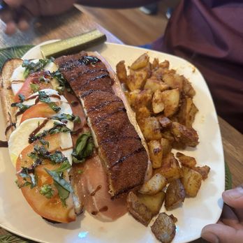 FIGMOR CAFE AND EATERY - Updated October 2025 - 175 Photos & 121 ...