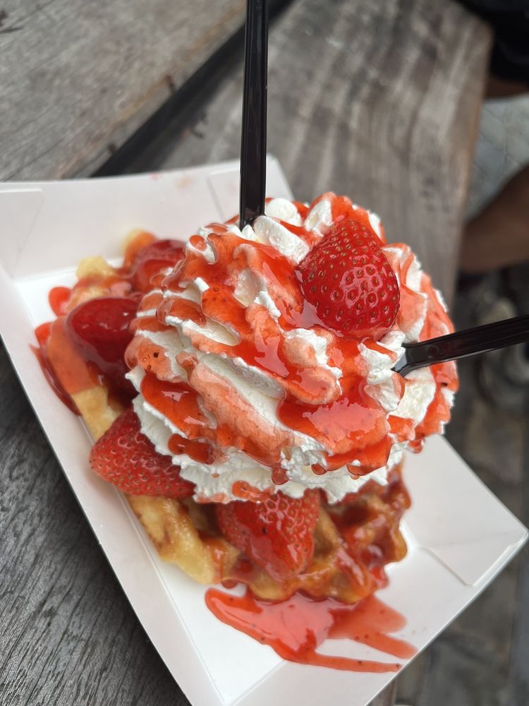 LOS CHURROS & WAFFLE - Updated August 2024 - 108 Photos & 26 Reviews ...