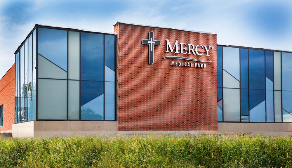 MERCY EMERGENCY DEPARTMENT - Updated December 2025 - 999 35th St ...