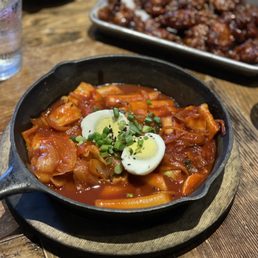 DEN DEN KOREAN FRIED CHICKEN - Updated July 2025 - 902 Photos & 561 ...