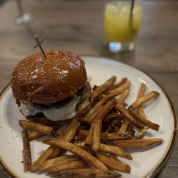 LIBERTEE GROUNDS - Updated July 2025 - 389 Photos & 135 Reviews - 1600 ...