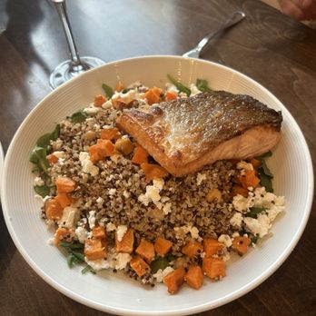 THE HALSTON - Updated November 2024 - 61 Photos & 24 Reviews - 400 ...