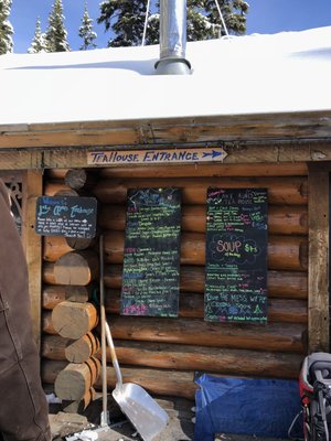 LAKE AGNES TEA HOUSE - 354 Photos & 119 Reviews - Lake Louise, AB ...