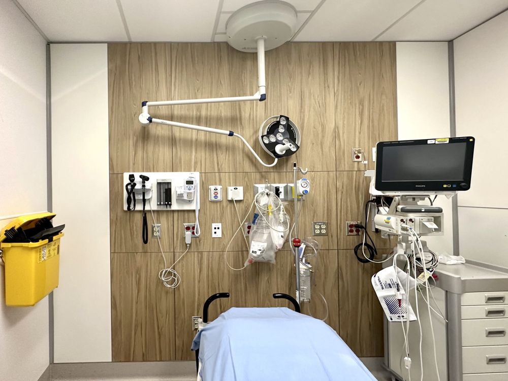 EAGLE RIDGE HOSPITAL - Updated December 2025 - 11 Photos & 37 Reviews ...