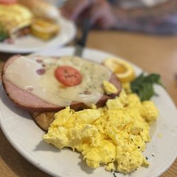 HOFER’S BAKERY & CAFE - Updated July 2025 - 658 Photos & 711 Reviews ...