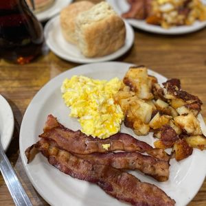 STRAWN’S EAT SHOP - 889 Photos & 791 Reviews - 125 Kings Hwy ...