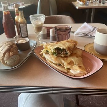 MAPLE RIDGE GROCER - Updated December 2025 - 235 Photos & 105 Reviews ...