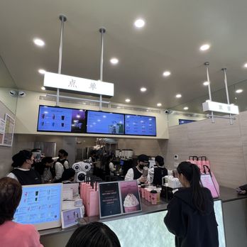 MOLLY TEA - Updated July 2025 - 540 Photos & 277 Reviews - 37-11 Prince ...