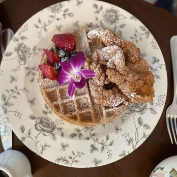 LITTLE HEN - HOUSTON - Updated June 2025 - 1284 Photos & 437 Reviews ...