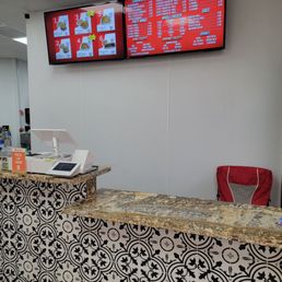 HUNCHO’S FRIED CHICKEN & BURGERS - Updated October 2025 - 101 Photos ...