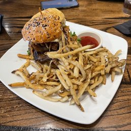 LOCAL GOAT - 3881 Photos & 3979 Reviews - 2167 Pkwy, Pigeon Forge, TN ...