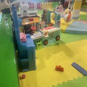 JUMP JUNGLE PLAYGROUND - 107 Photos & 96 Reviews - 15301 Gale Ave ...