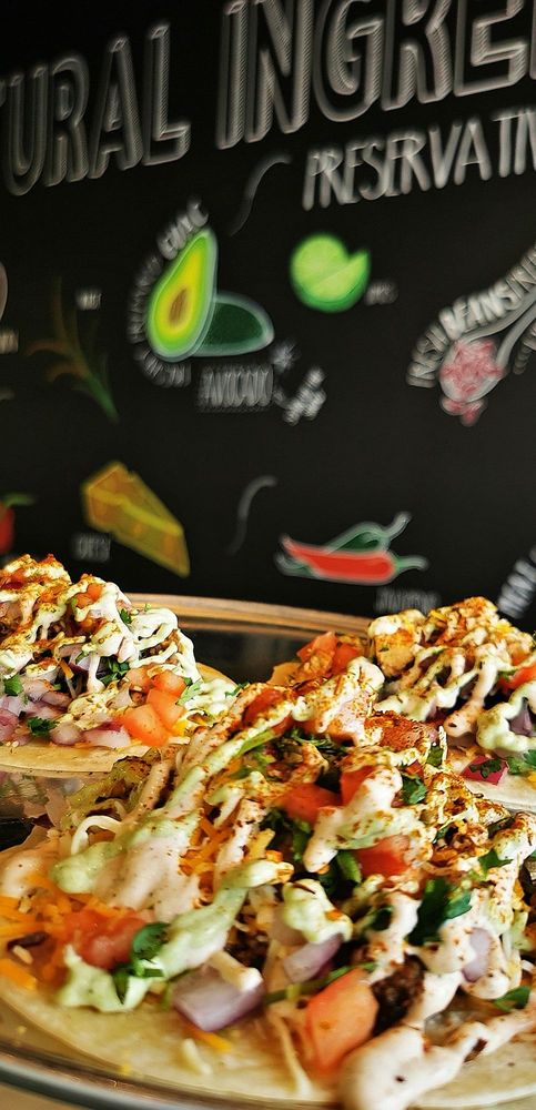 GUAC MEXI GRILL - BROOKLIN - Updated September 2025 - 43 Photos - 5530 ...