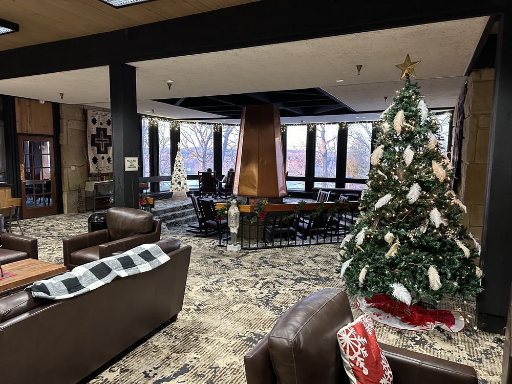 MOHICAN STATE PARK LODGE & CONFERENCE CENTER - Updated December 2025 ...