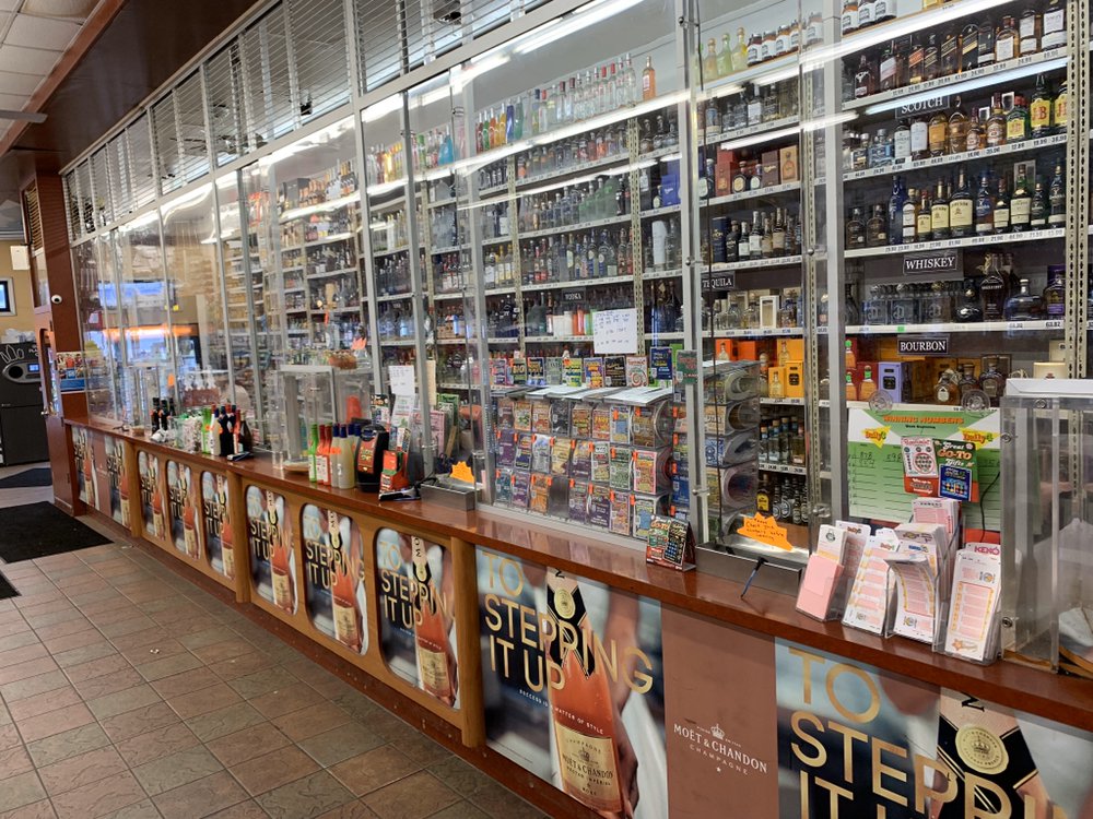 DETROIT WINE AND LIQUOR - Updated January 2026 - 19 Photos - 10848 W 7 ...