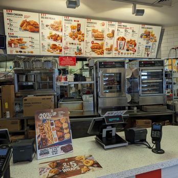 KFC - Updated October 2025 - 16 Photos & 17 Reviews - 1005 Glenway Dr ...