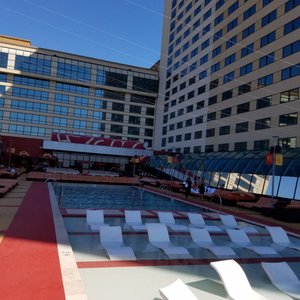 BORGATA OUTDOOR POOL - 25 Photos & 11 Reviews - Swimming Pools - 1 ...