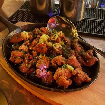 GUGU ROOM - Updated June 2024 - 385 Photos & 121 Reviews - 143 Orchard ...