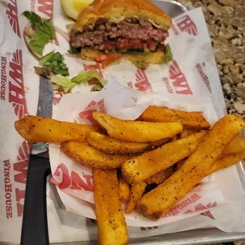 WINGHOUSE BAR & GRILL - TAMPA STADIUM - Updated January 2026 - 339 ...