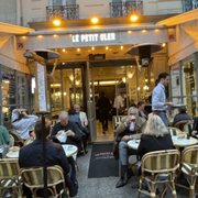 LE PETIT CLER - 633 Photos & 393 Reviews - 29 rue Cler, Paris, France ...