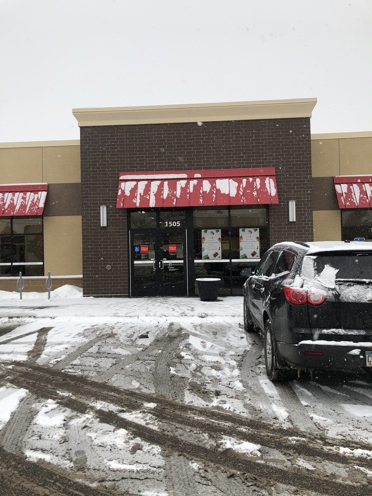 WELLS FARGO BANK - Updated October 2025 - 15 Reviews - 1505 W Lake St ...